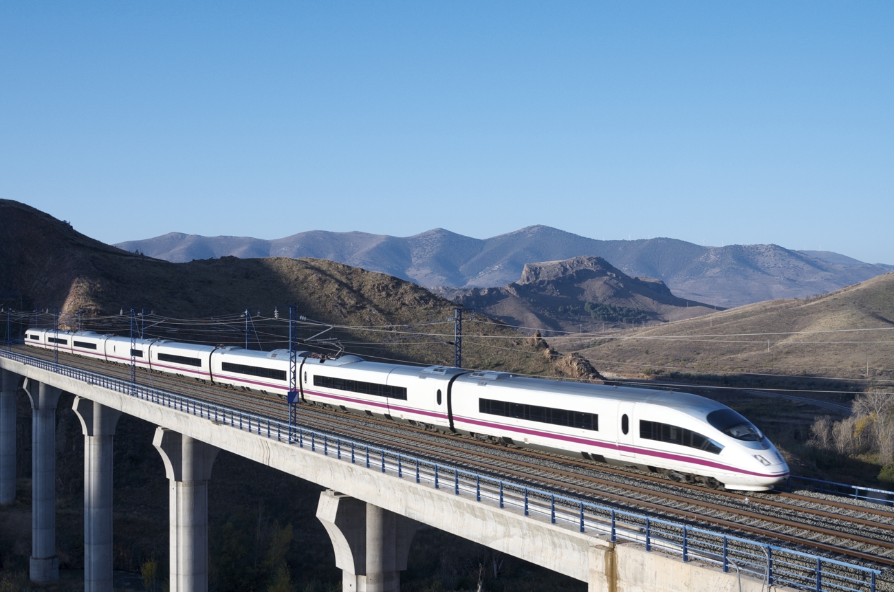 Doprava v Andalusii v roce 2025 (jízdenky, slevy atd.) | Levnocestovani.cz